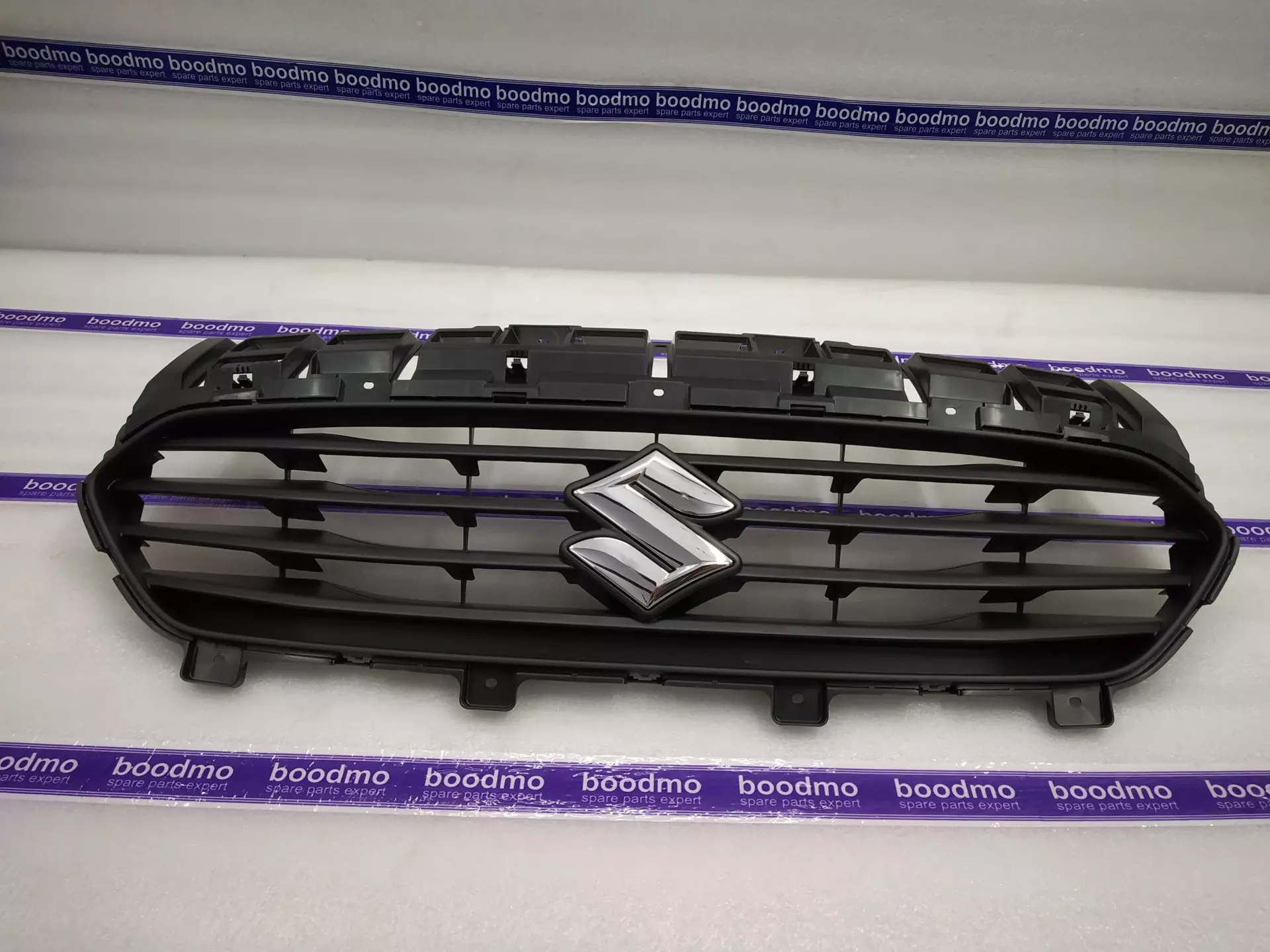GRILLE COMP RADIATOR UPPER
